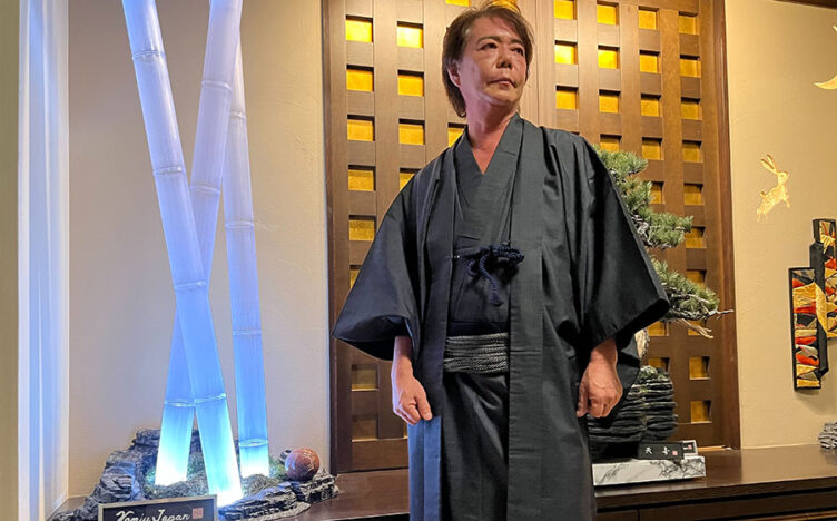 知賀賢珠（チガケンジュ）日本文化アーティスト | Kenju Japanのボンサイと帯アートが織りなす唯一無二の世界